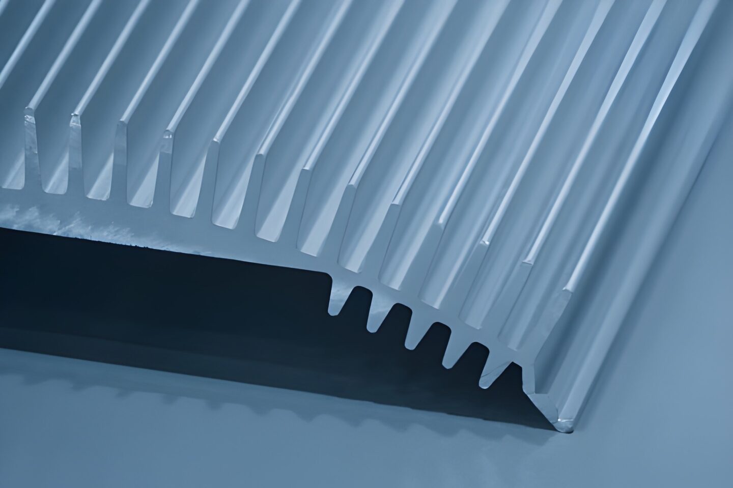 Aluminum Heat Sinks: Process, Techniques & Applications - ApexRapid